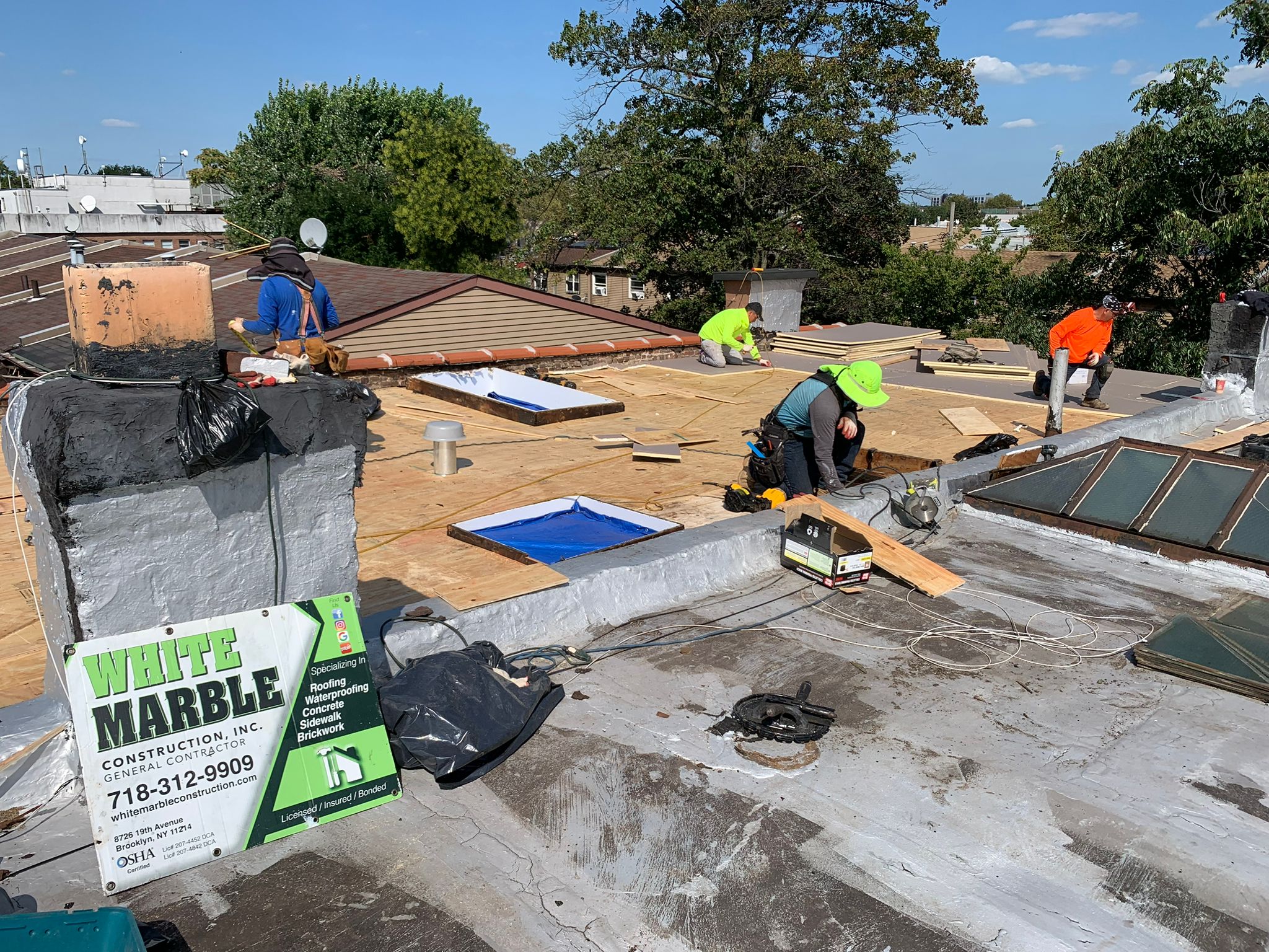 Shingle Roof - White Marble Construction